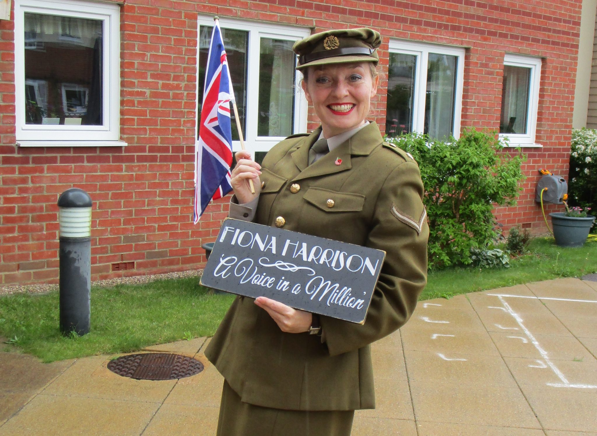 Singing We'll Meet Again and the Music of the 1940s! - Fiona Harrison